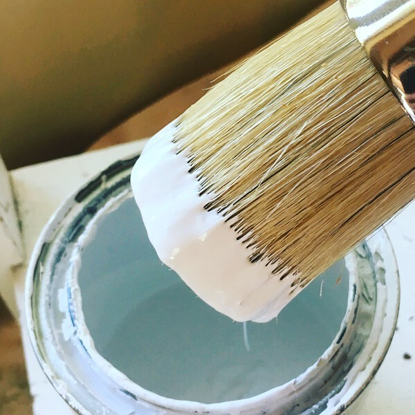 Chalk Painting Tips, Tricks and Techniques by Vintage | Tonality